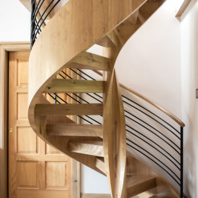 Floating Stairs by Arcways: Modern Stairways with Impact